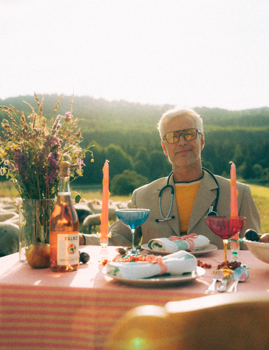 FALKO 750 ml · Sparkling Rosé 0% - bezalkoholowy musujący napój z wina ...